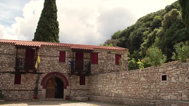 Το ιστορικό μοναστήρι του Τιμίου Προδρόμου στην Ανάληψη Τριχωνίδος